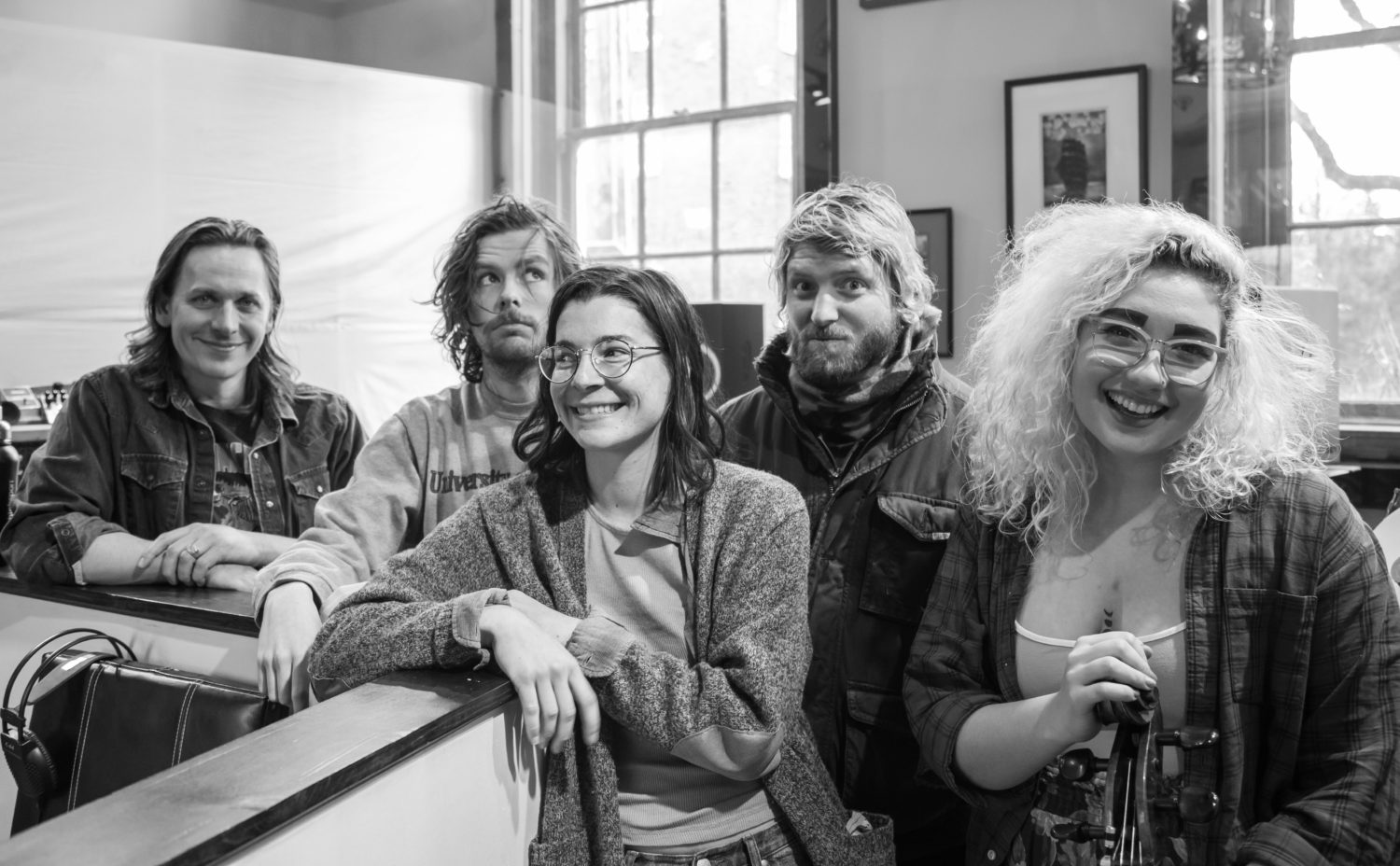 Sound engineer Justin Phelps with musicians Taylor Kingman, Kendall ...